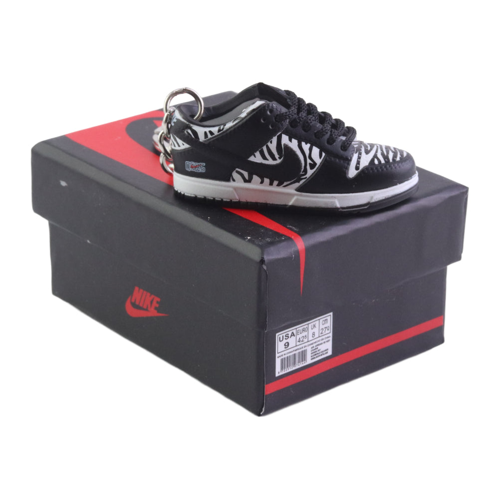 SB Quarter Snacks Low Dunks Trainer Keychain With Mini Shoe Box ...