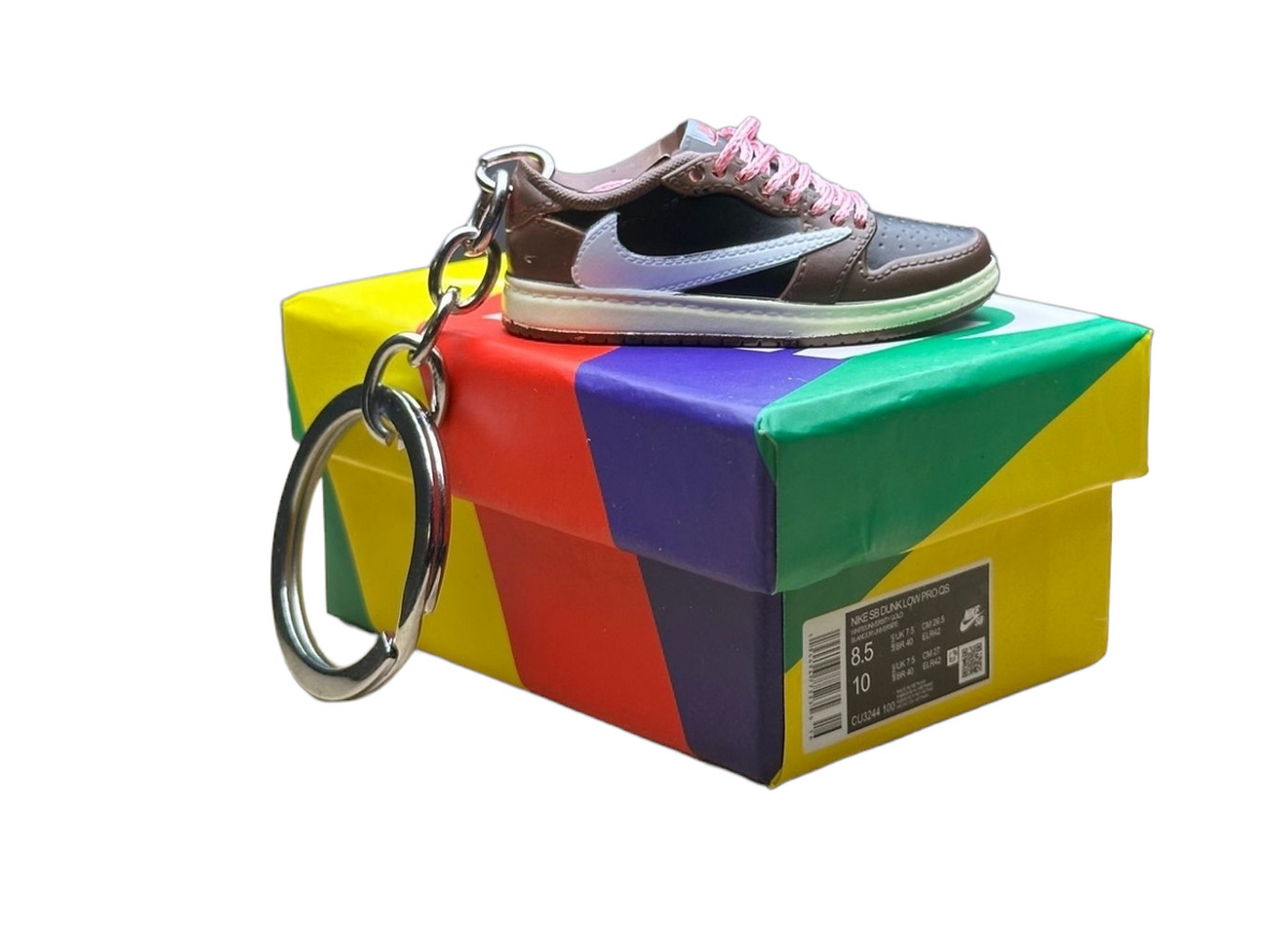 Travis.S x SB Low Dunks Trainer Keychain With Mini Shoe Box – Lounge Kicks